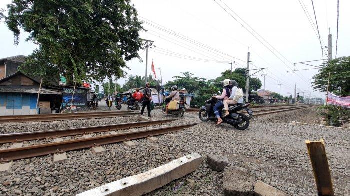 PT KAI Resmi Menutup Jalur Perlintasan Sebidang Jalan Yapink Putra ...