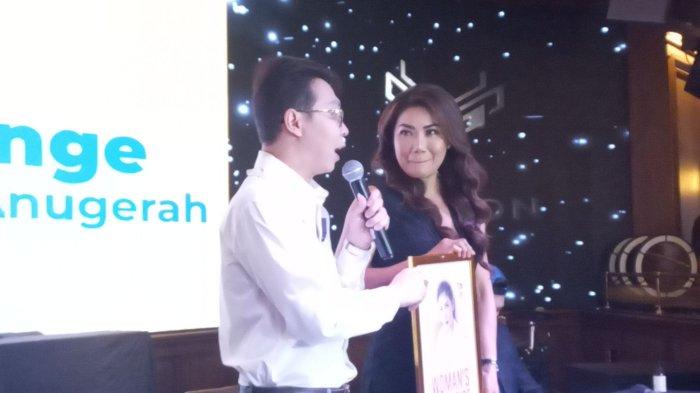 Belum Sah Cerai dengan Ari Wibowo, Inge Anugrah Terima Lamaran Dokter Kecantikan - Tribunbekasi.com