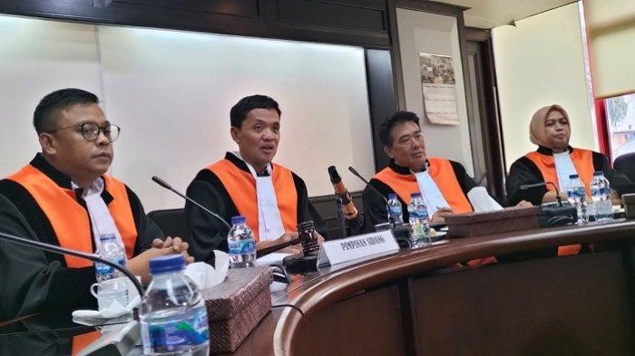 Diduga Pukul Kader PDIP, Ketua DPC Gerindra Semarang Resmi Dicopot ... Diduga Pukul Kader PDIP, Ketua DPC Gerindra Semarang Resmi Dicopot ...