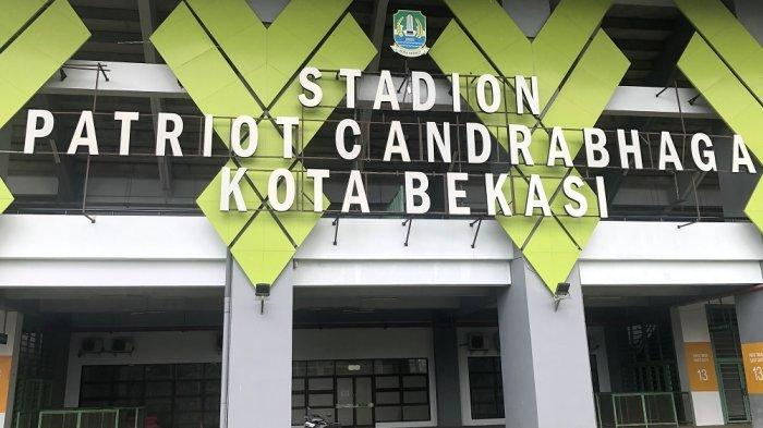 Dikawal Ketat Aparat, Tim Persib Bandung Naik Barakuda saat Bertandang ... Dikawal Ketat Aparat, Tim Persib Bandung Naik Barakuda saat Bertandang ...