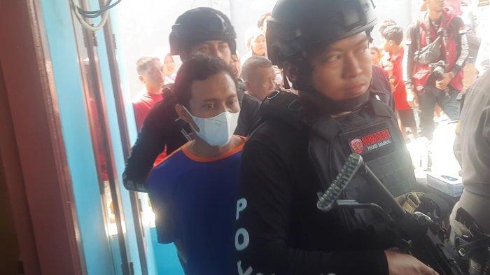 Lulusan SMA di Karawang Produksi Tembakau Sintetis, Polisi Sita Barang ...