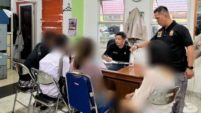 Satpol PP Belitung Timur Gerebek Anak Bawah Umur Ngamar di Hotel, Temukan Minuman Beralkohol ...