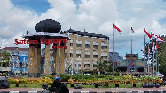 Peringati HUT ke-77 Kemerdekaan RI, Bundaran Satam Semarak dengan ...