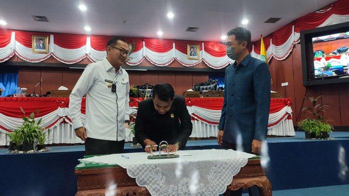 Anggota Dewan Tak Hadir, Rapat Paripurna Pengesahan Perubahan APBD Belitung 2022 Hampir Batal ...