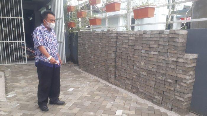 PPK Bantah Gunakan Conblock Bekas di Halaman BPPRD Belitung ...