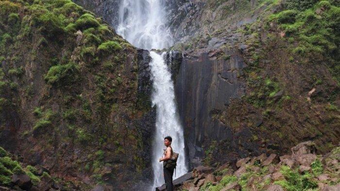 Fantastis ! Air Terjun Paling Tinggi Mengalir hingga ke Sungai Asahan ...