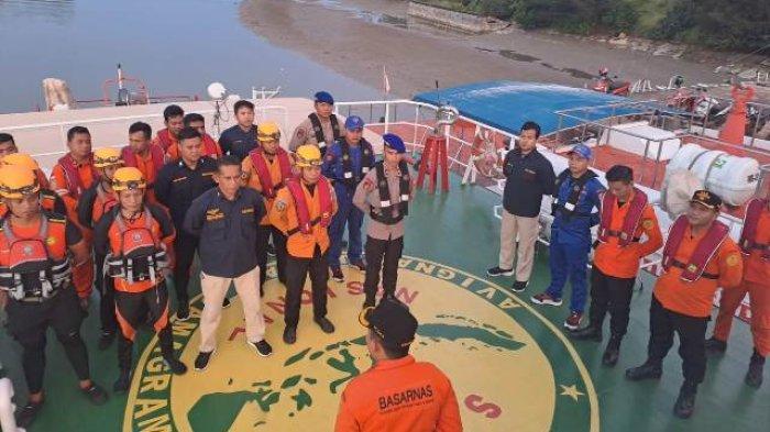 Basarnas Bangka Belitung Evakuasi Warga Filipina dari Laut Jawa - Posbelitung.co