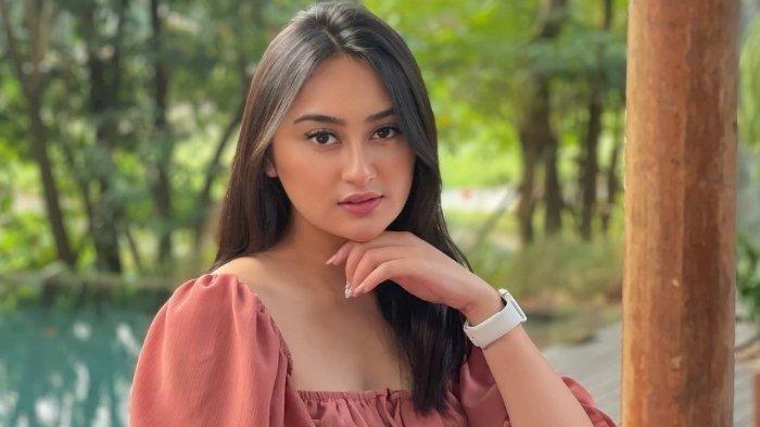 Biodata Memes Prameswari, Resmi Lepas Masa Lajang, Menikah dengan Adya Laksmana - Posbelitung.co