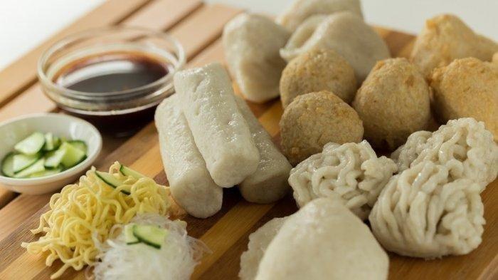 Wisata Kuliner, Yuk Berburu Pempek Paling Legendaris, Ternyata Ini ...
