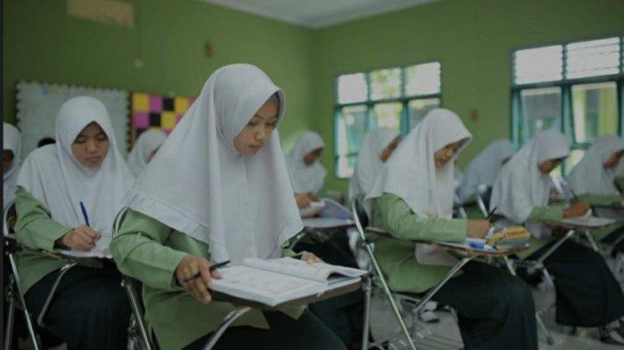Lafal Doa Belajar Dalam Kelas Lengkap dengan Adab Belajar di Sekolah ...