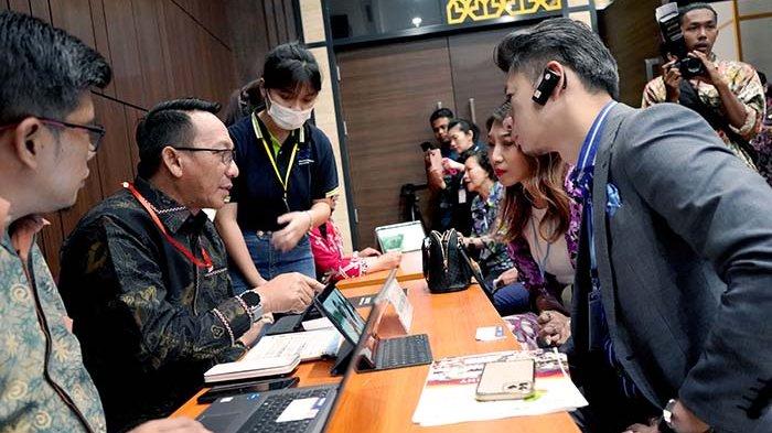 Burhanudin ke Batam Jual Potensi Beltim ke Investor 6 Negara ...