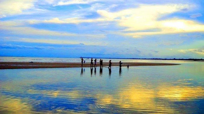 Wisata Pantai Belitung Timur, Rasakan Sensasinya ! Nikmati Sunrise dan ...