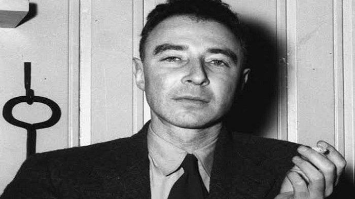 Biodata Oppenheimer: Bapak Bom Atom, Hancurnya Hiroshima dan Nagasaki ...
