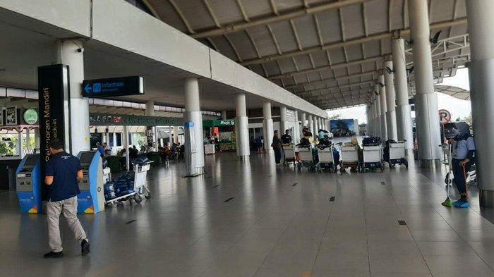 Geliat Penerbangan di Bandara Depati Amir Pangkalpinang Normal, Jumlah Penumpang di Agustus ...