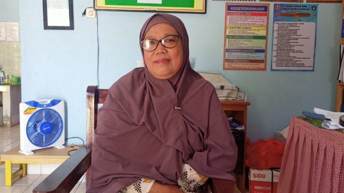 Dibayar Rp300 Ribu Per Bulan, Guru TK Lestari Desa Air Saga Belitung Berharap Naik Gaji ...