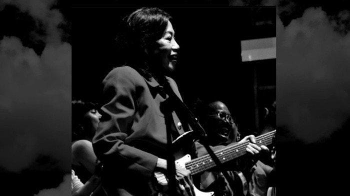 Biodata Personel Band Rock and Roll Legendaris Indonesia, Sang Gitaris ...