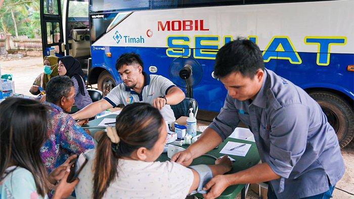 Layanan Mobil Sehat PT Timah Hadir di Desa Rias Bangka Selatan, Warga ...