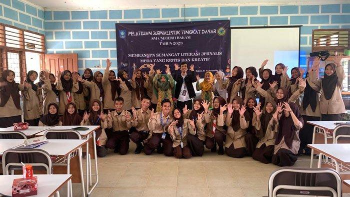 Bagian dari Program Sekolah, Puluhan Siswa SMAN 1 Bakam Belajar ...