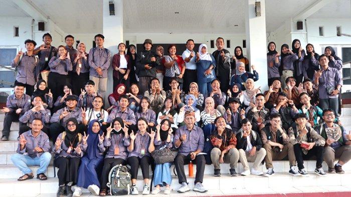 Peserta KBKM di Beltim Tampilkan Hasil Karya Anyaman Lais hingga Kamus ...