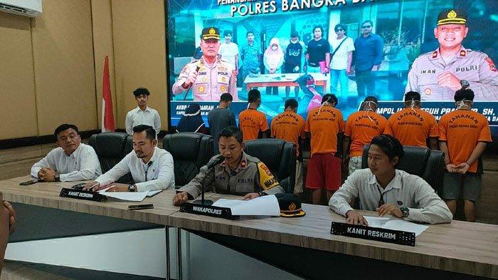 Seorang Janda dan Duda Ditangkap Polisi, Diduga Curi Tas Berisi Cincin ... Seorang Janda dan Duda Ditangkap Polisi, Diduga Curi Tas Berisi Cincin ...