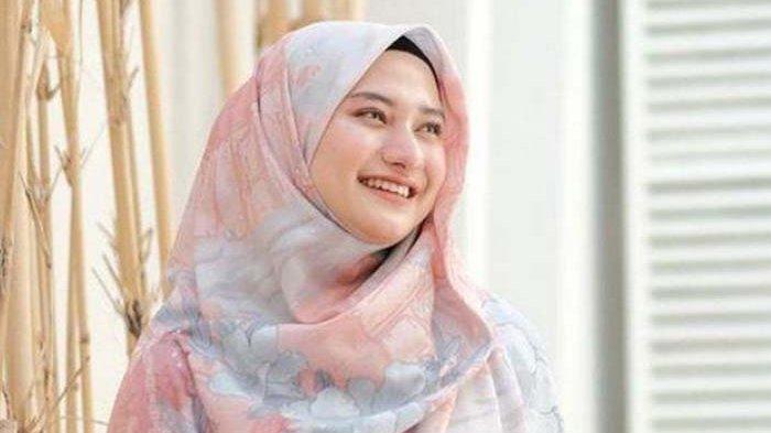 Biodata Nadzira Shafa Umur 21 Tahun Ditinggal Ameer Azzikra Meninggal, Apakah Sudah Menikah Lagi ...
