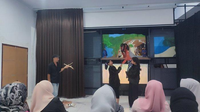 Menumbuhkan Imajinasi dalam 'Puppet Show' ala Perancis di Pusat ...