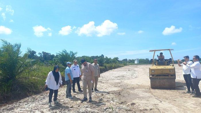 Asisten Deputi KSP Tinjau Lokasi SMA Unggul Garuda di Kampit Belitung ...