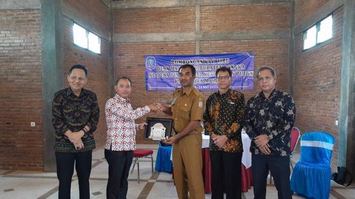 Mulkan Ajak 8 Desa Mandiri Belajar Tingkatkan PADes ke Malang ...
