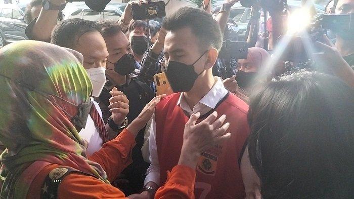 Adam Deni Sentil Nama Nikita Mirzani, Rachel Vennya hingga Juragan 99 ...