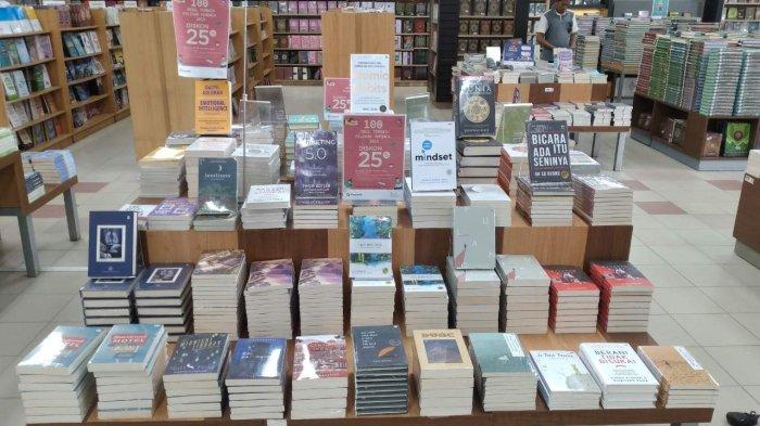 Gramedia Diskon Spesial 100 Judul Buku Terbaik Pilihan Pembaca ...
