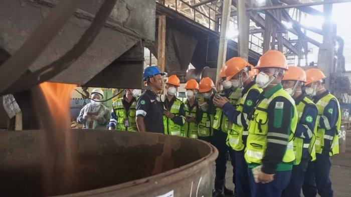 Mahasiswa AKIPBA Belajar Peleburan dan Pengolahan Timah di Mentok ...