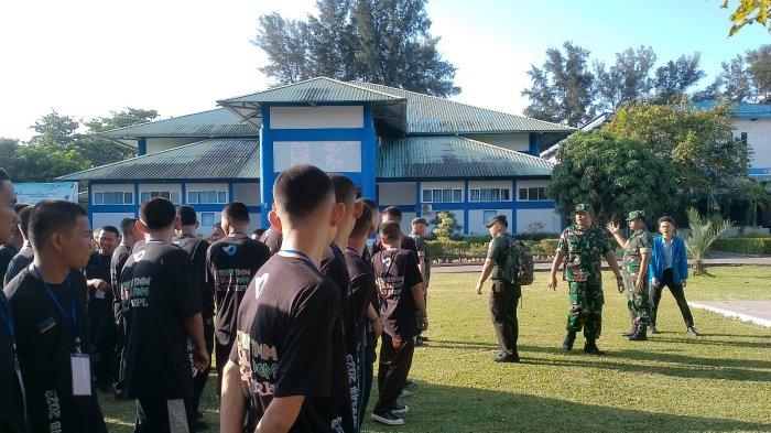 PKKMB Polman Babel Membentuk Pola Pikir Soluktif dan Disiplin ...