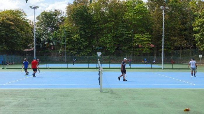 Atlet Tenis Kesulitan Bola Saat Latihan - Posbelitung.co
