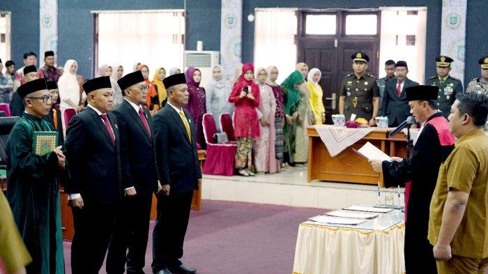 Sidang Paripurna Pelantikan Pimpinan Definitif DPRD Beltim, Komitmen untuk Kemajuan Masyarakat ...