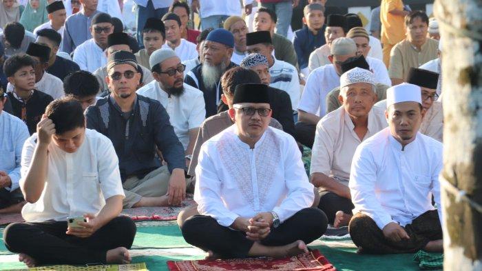 Hari Raya Idulfitri 1445 Hijriah, Pj Bupati Belitung Ramah Tamah dengan ... Hari Raya Idulfitri 1445 Hijriah, Pj Bupati Belitung Ramah Tamah dengan ...