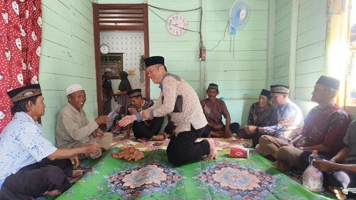 Hadir di Maras Taun Dusun Bantan, Wyllianto: Tradisi Adat Harus ...