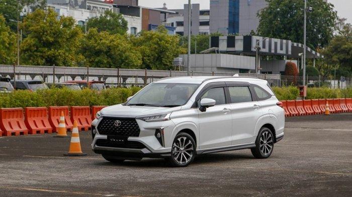 Tampilan Toyota Veloz Lebih Premium, Visual Lebih Mewah dan Disematkan ...