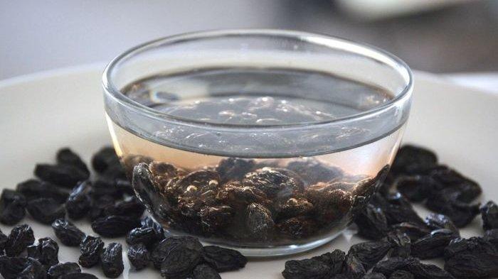 Jangan Kaget Minum Air Rendaman Kismis, 3 Khasiat Menakjubkan Akan ...