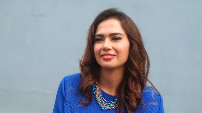 Biodata Catherine Wilson, Model dan Artis Cantik Tanah Air, Lama ...