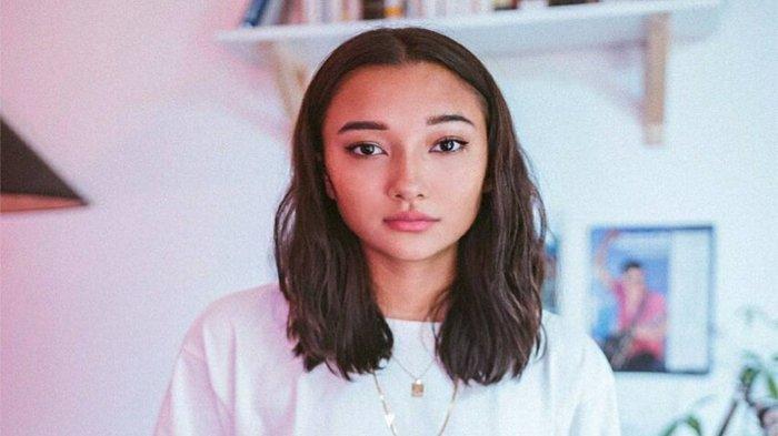 BIODATA Carissa Perusset, Karir di Dunia Hiburan Berawal dari Model ...