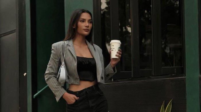 Biodata Erika Carlina, Model Cantik Hobi Olahraga dan Travelling, Kini ...
