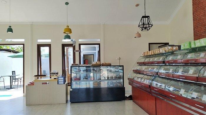 Nafisah Bakery Menyediakan Puluhan Varian Roti dan Pondok Kuliner ...