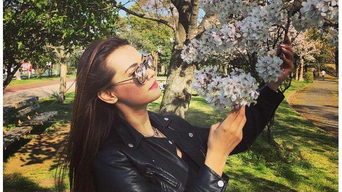 Maria Ozawa Ucapkan Selamat Puasa untuk Umat Muslim di Indonesia - Posbelitung.co