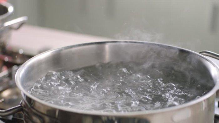 Sering Dilakukan, Merebus Ulang Air Matang Ternyata Sebabkan Tubuh ...