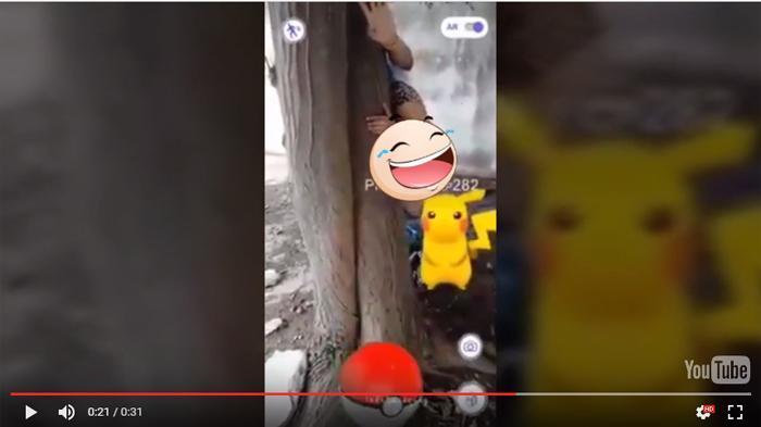 Lagi Asyik Gituan di Balik Pohon, Pasangan Mesum Ini Terekam Pencari ...