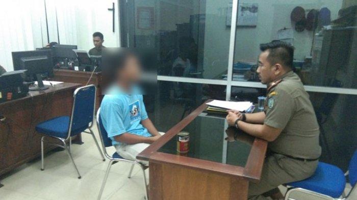 Minum Arak di Kawasan Tugu Satam Belitung, Seorang Remaja Digiring Satpol PP - Posbelitung.co