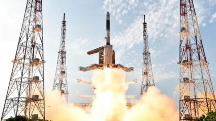 Roket Angkut 100 Satelit Sekaligus Bakal Diluncurkan Bulan Depan ...