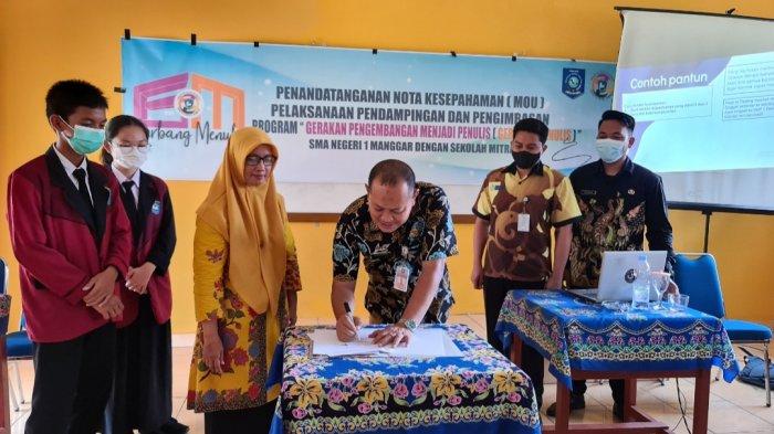 SMAN 1 Manggar dan SMPN 1 Dendang Tanda Tangani MoU Sekolah Imbas ...