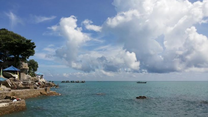 Wisata Pantai Bangka Belitung, So Wonderful, Bikin Bule Menari-nari di ...