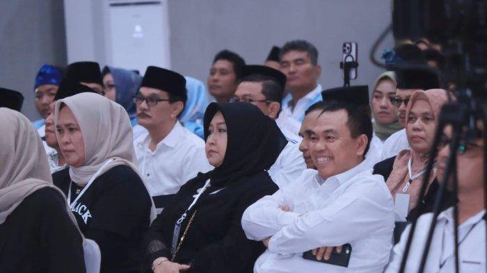 Mantan Gubernur Agusrin Najamudin Nyatakan Dukungan ke Rohidin-Meriani ... Mantan Gubernur Agusrin Najamudin Nyatakan Dukungan ke Rohidin-Meriani ...